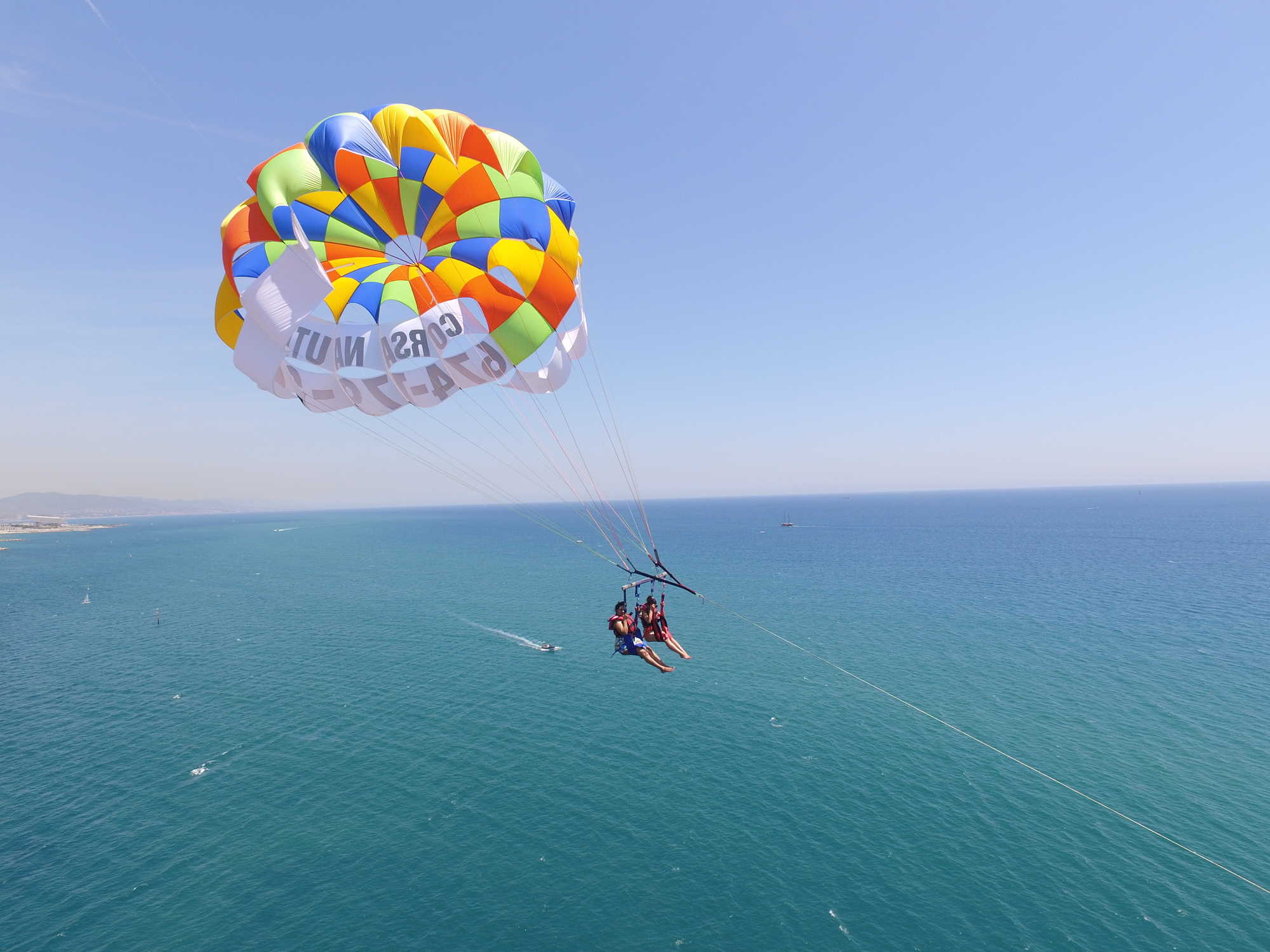Best Parasailing Experience Barcelona Beach | Book Online With Aguadoo