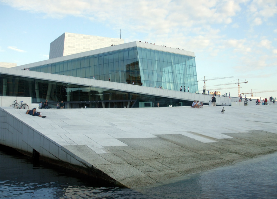 Oslo Opera House:A Modern Scandinavian Masterpiece