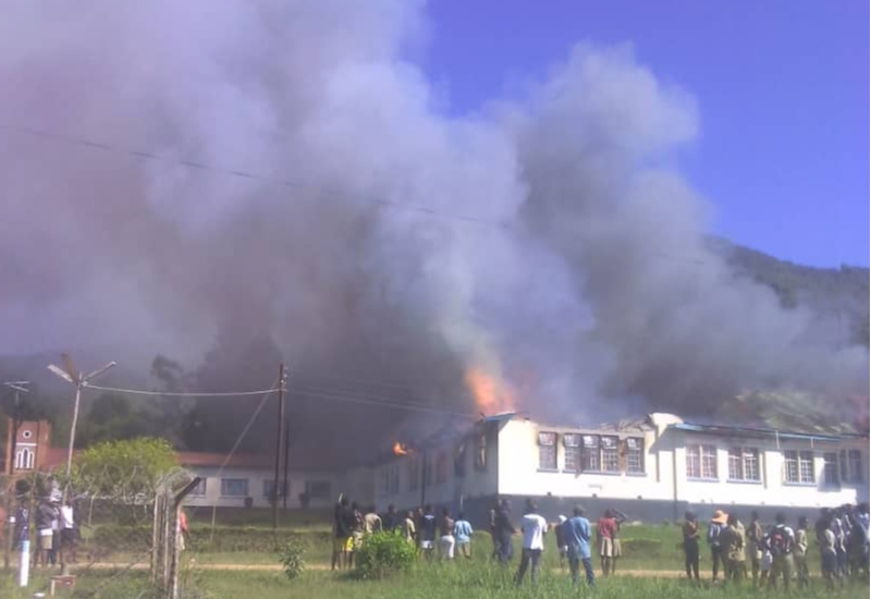 Hartzell High School goes up in smoke? - NewZimbabwe.com