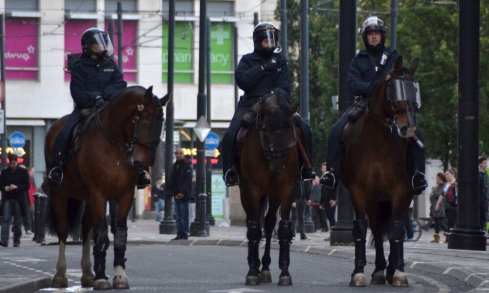 Mancunians are sharing their memories of the Manchester Riots 10 years ...