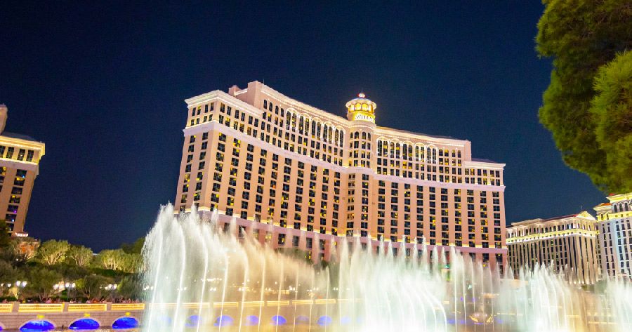 Burlesque Star Dazzles Corporate Event Guests at Bellagio Hotel